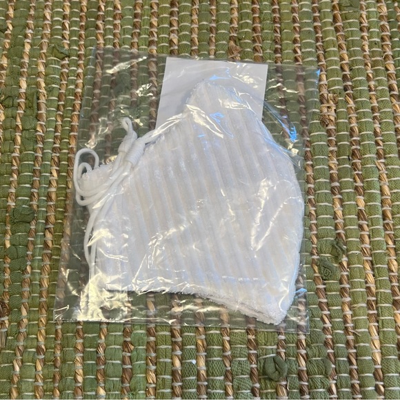 Lele Sadoughi | Accessories | Nwt Lele Sadoughi White Velvet Stripe ...